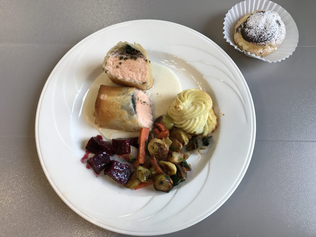 Convenient and Healthy Dining Places at TRU – Travellers